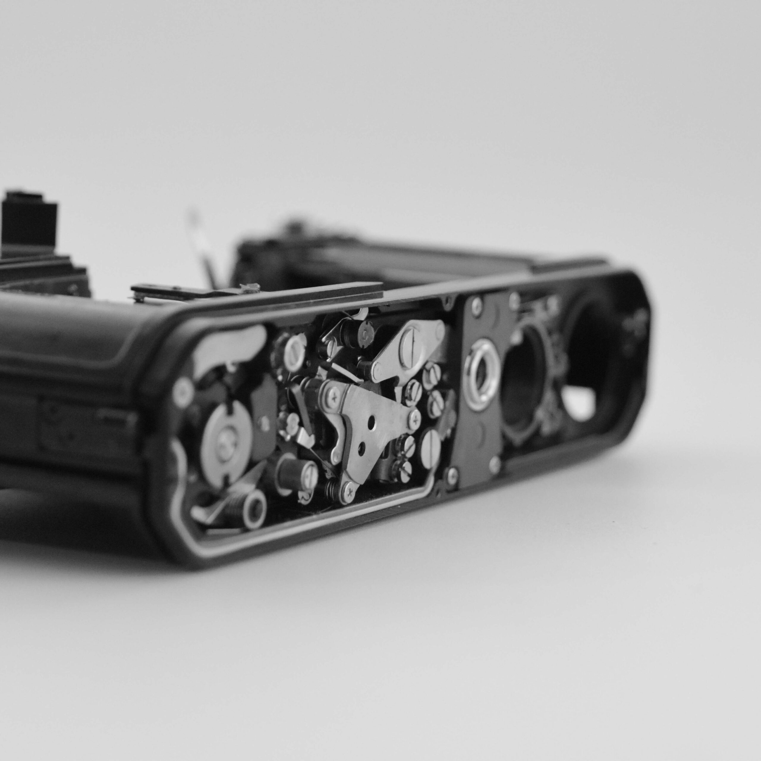 Nikon（ニコン） F2 の修理をお考えの方へ【修理内容、直るかどうか、お見積りまで】